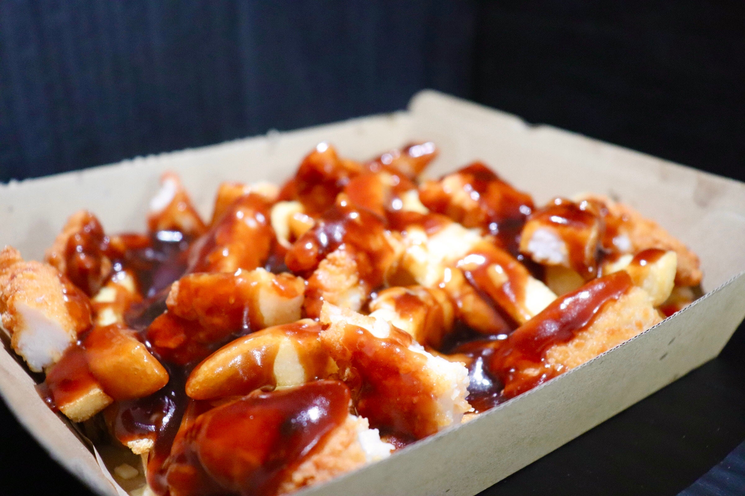 Cheesy Chicken, Chips and gravy | The Fishbone Highfields